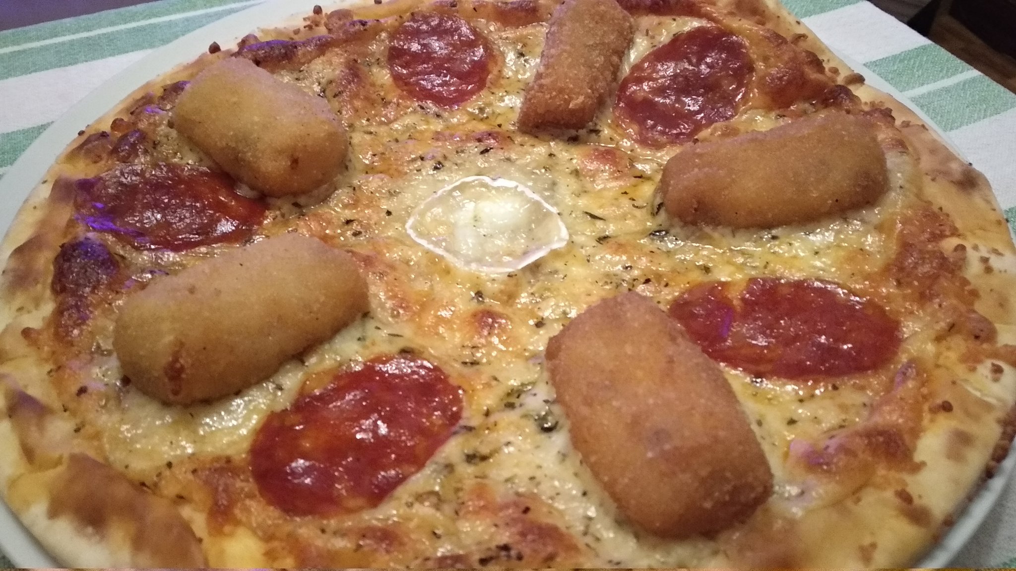 Llega a la cocina moderna la Croquepizza – HIT FM